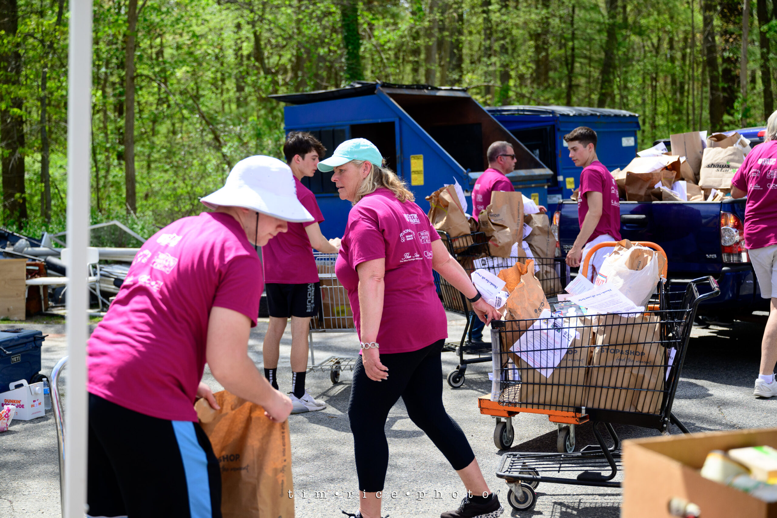 the dailypic 4970 yr14 222 Medway Bags Hunger – tim rice photo