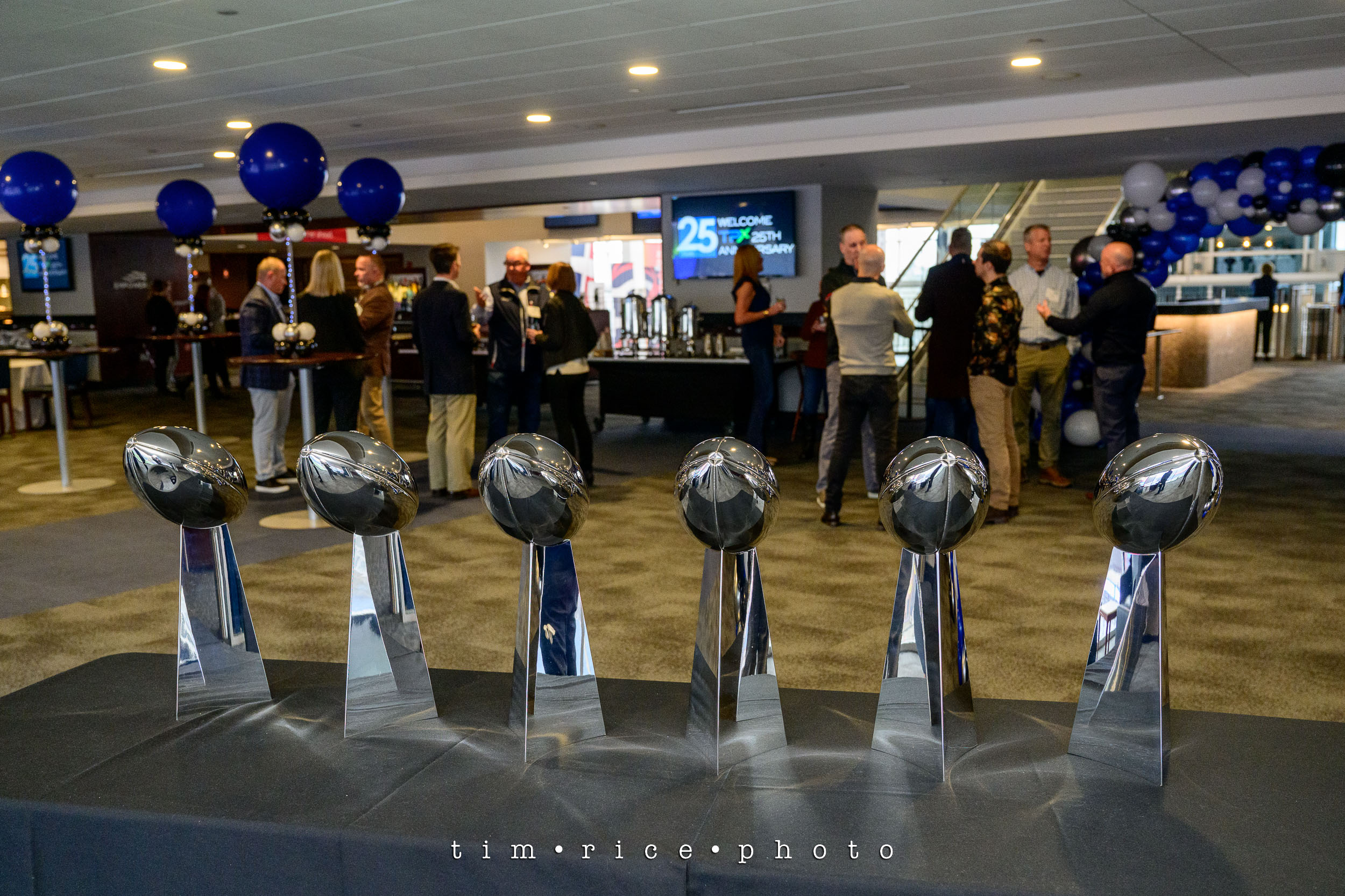 the dailypic 4913 yr14 165 A Night at Gillette – tim rice photo