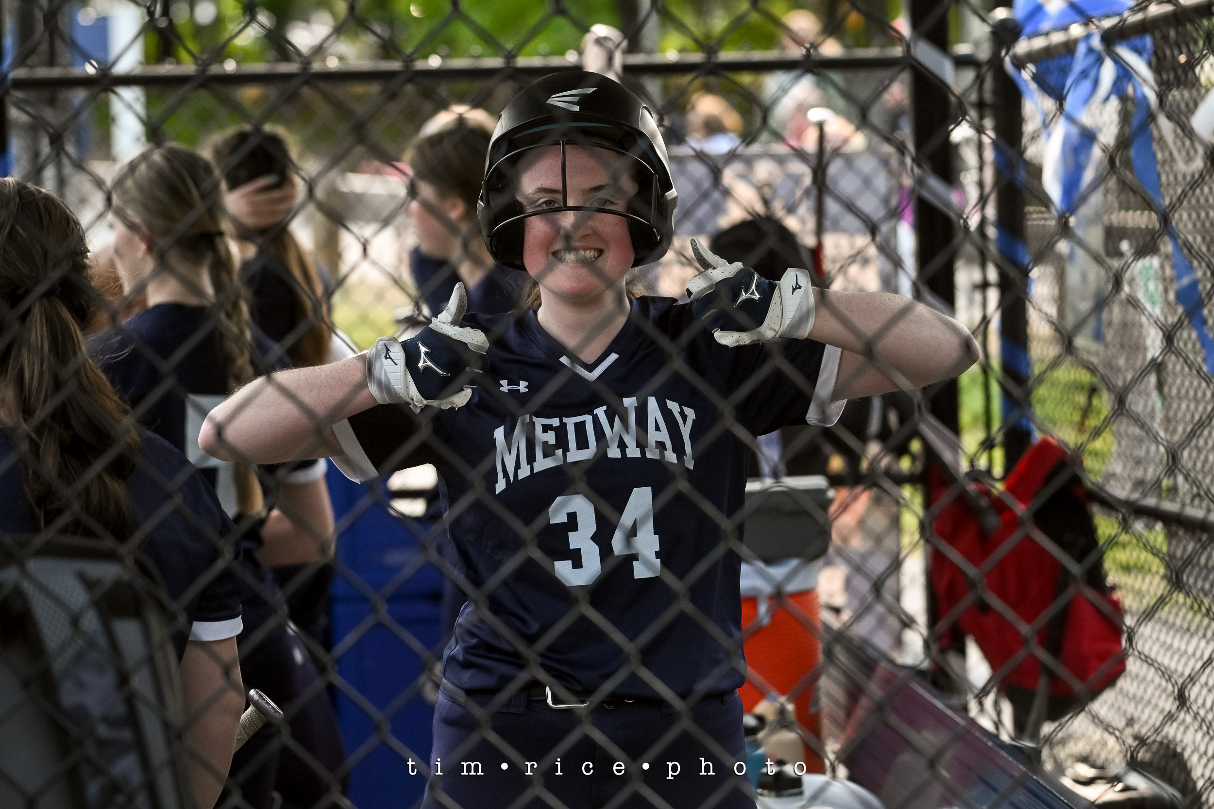 the dailypic 4984 yr14 236 Mustang Softball – tim rice photo
