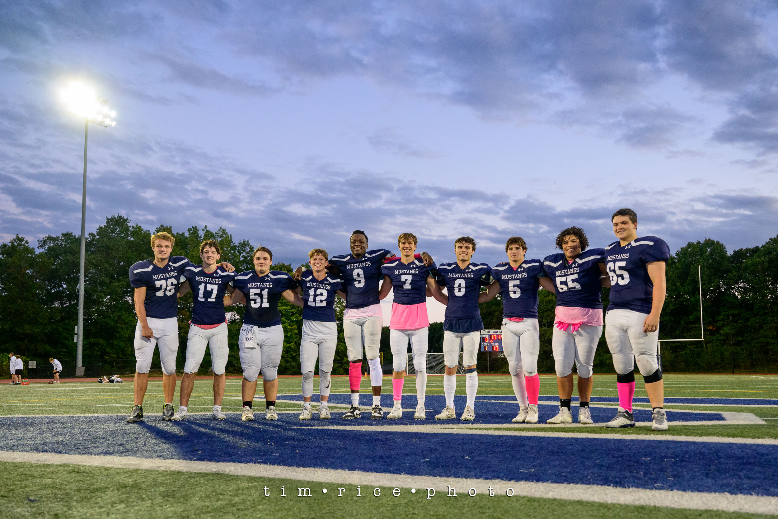 the dailypic 5125 yr15 012 Senior Football – tim rice photo