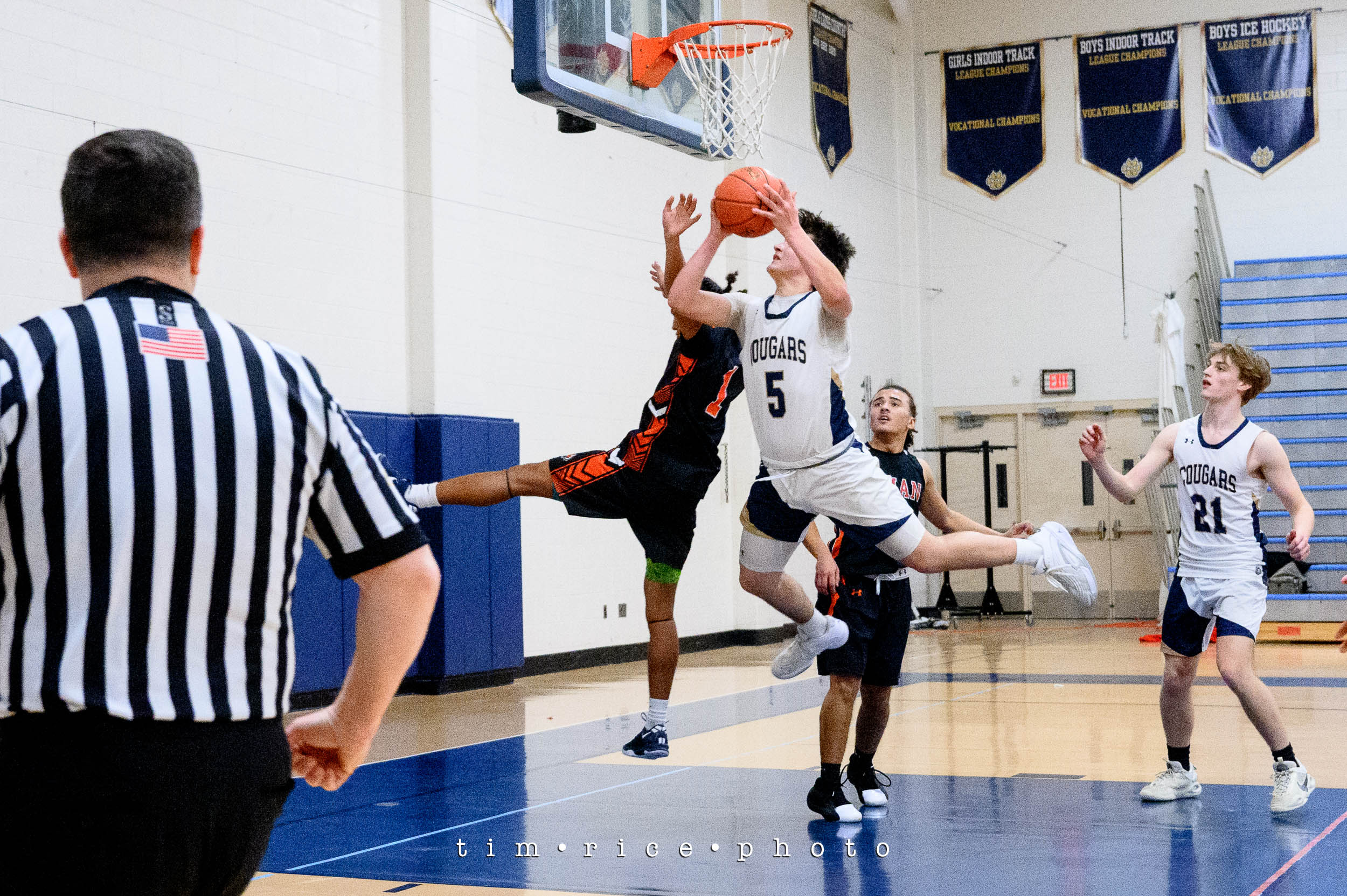 the dailypic 5587 yr16 108 TC Boys Basketball – tim rice photo